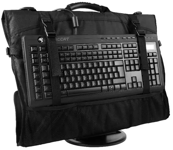 Roccat Tusko LAN Party Bag vám umožní hrát hry jako v roce 2001 znovu 10586_1