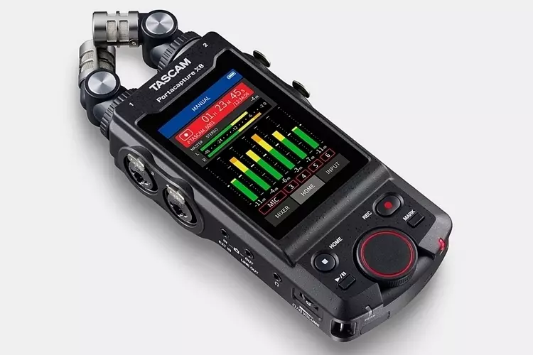 Tascam Portacapture X8 ба сабткунандаи аудиоии бисёр-трек як смартфони тоза ба монанди UI медиҳад