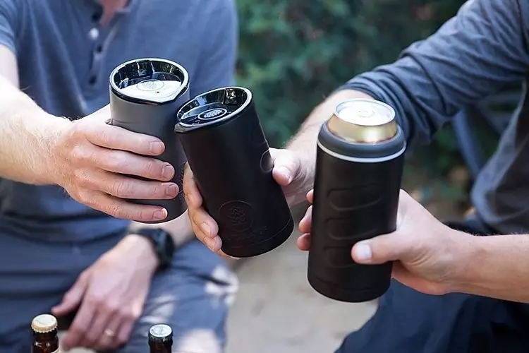 BruMate Hopsulator Trio kommer att hålla dina konserverade drycker svalna längre än någon Koozie 109_2