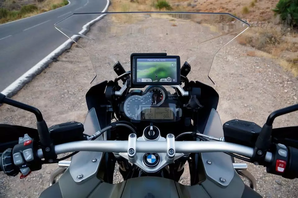 BMW R1200 GS تەۋەككۈلچىلىك موتوسىكلىتى 11036_6