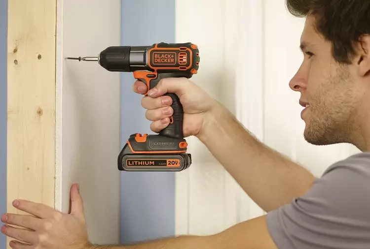 Автоматска дупчалка Black & Decker