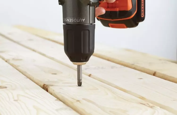 Black & Decker AutoSense borvél 1111_3