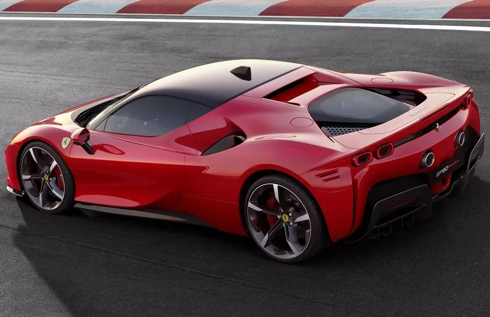 Ferrari SF90 Stradale Plug-In Hybrid 11226_2