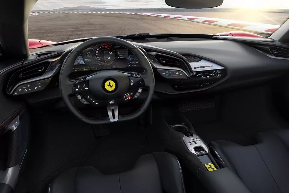 Ferrari SF90 Stradale Plug-In Hybrid 11226_5