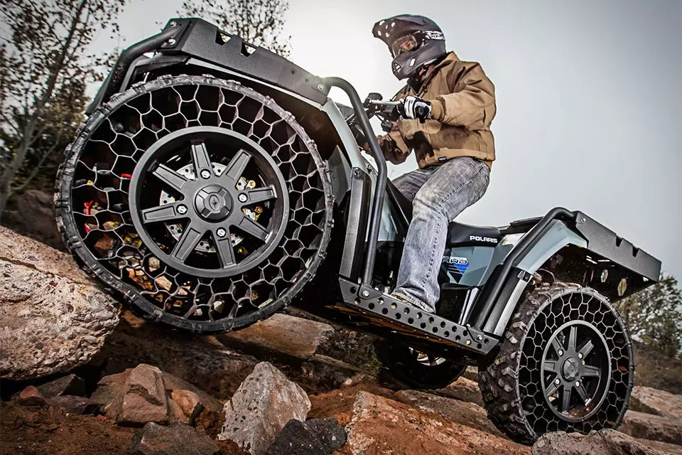 Polaris Sportsman WV850 H.O. არაპნევმატური უჰაერო საბურავებით 11345_2