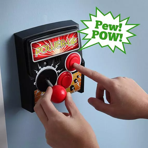 Power-Up Arcade Light Switch: Ενεργοποιήστε τα φώτα με ένα Joystick