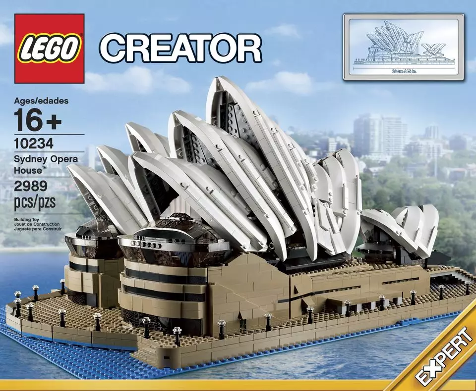 LEGO Sydney Opera House Set 10234 Pics