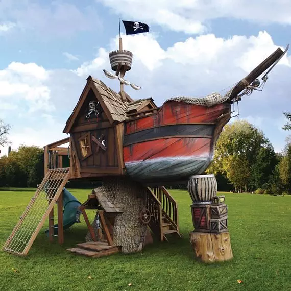 Pirate Ship Playhouse ለ Swashbuckling ሀብታም ልጆች 1244_1