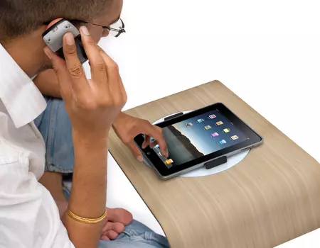 Quirky Cradle Literal Twist duen iPad mahaia da 12551_2