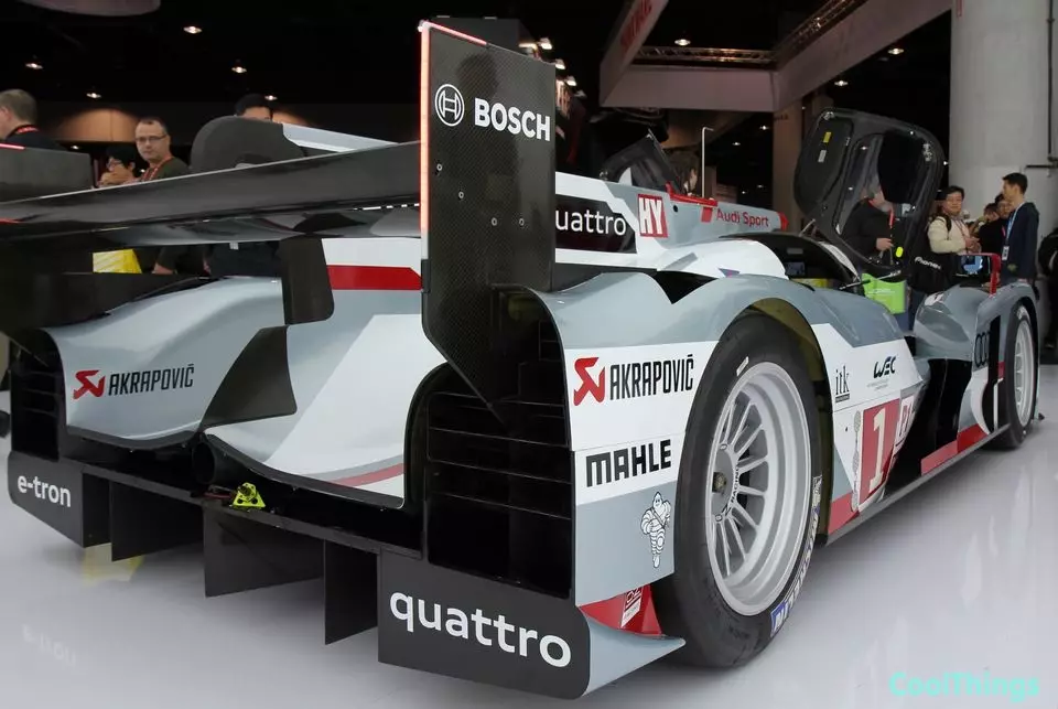 Drool-Worty: Audi R18 eTron Quattro Hybrid 12812_4