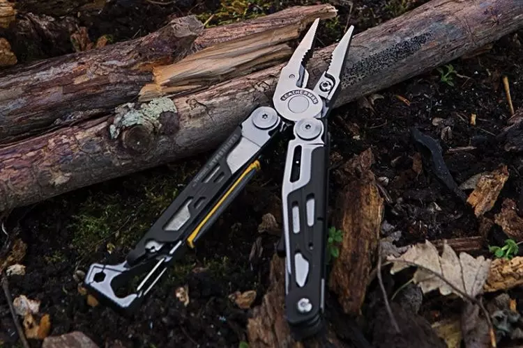 Leatherman signaali