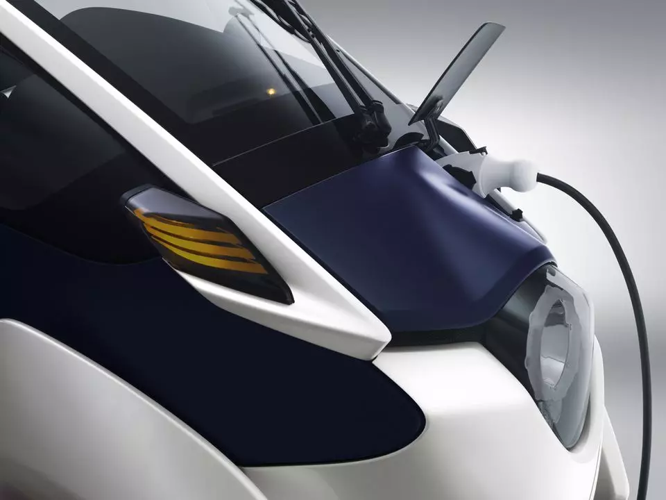 Toyota i-Road EV Concept 13008_8