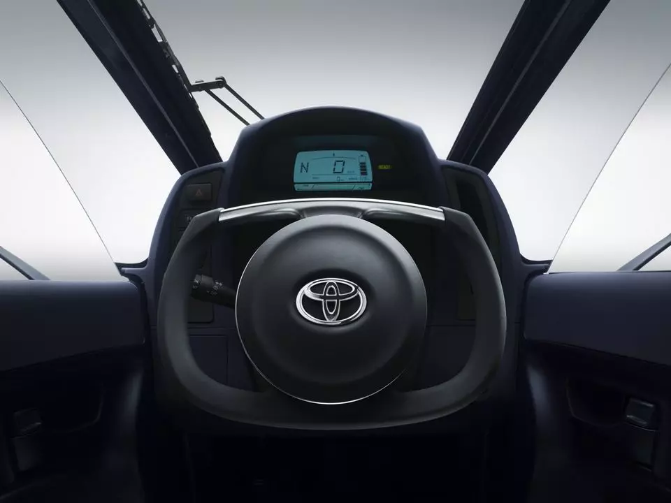 Toyota i-Road EV Concept 13008_9