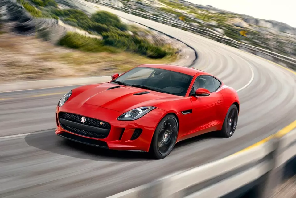 Jaguar F-Type Coupe 2015 года 13010_1