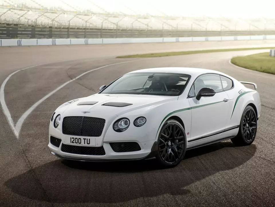 Bentley Continental GT3-R verwandelt den Grand Tourer der Luxusklasse in ein sportliches Biest