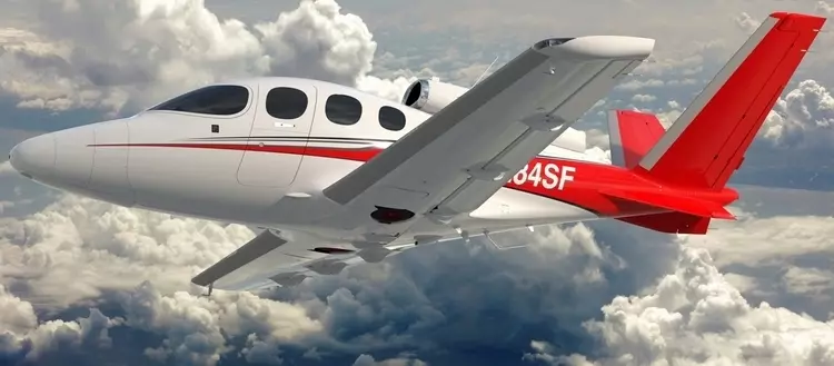 Cirrus Vision SF50 კერძო თვითმფრინავი 13338_2