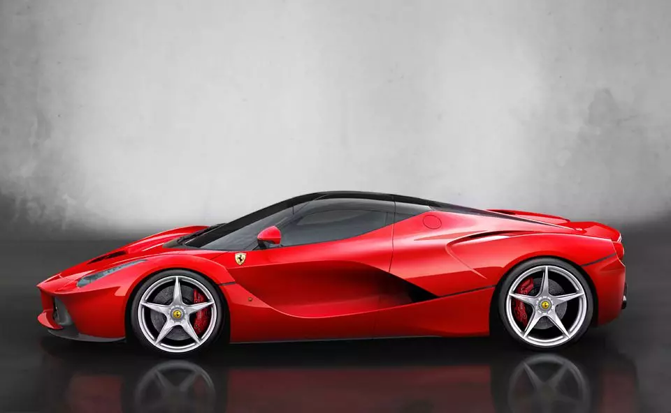 Ferrari LaFerrari: Lub Tsheb Ceev Tshaj Ferrari Txoj Kev Puas Tau 13396_5