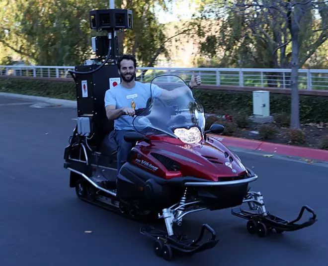 Google Street View Snowmobile brave les pentes pour les fans de Google Maps 13605_1