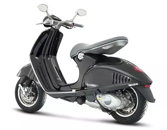 Vespa 946 je jedna sladko vyzerajúca kolobežka 13737_3