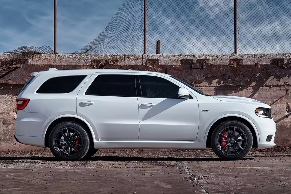 ឆ្នាំ 2018 Dodge Durango SRT 13828_2