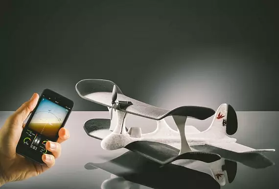 Smartphone Dikadalikeun Smartplane