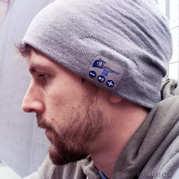 უხელსი Bluetooth Beanie