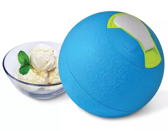 Kickball Ice Cream Maker Ua rau koj hlawv calories ua ntej txaus siab rau lub tais