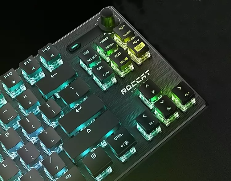 “Roccat Vulcan TKL Pro” oýun klawiaturasy, optiki wyklýuçatelleri kanagatlandyrýan mehaniki stil düwmeleri bilen birleşdirýär 1805_2