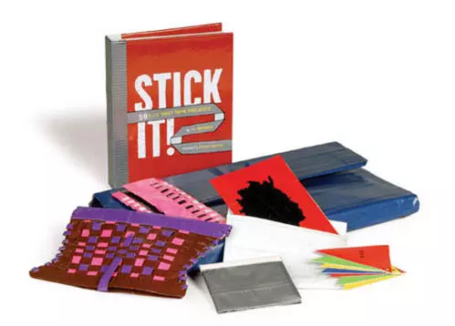 Naučite umjetnost ljepljivog MacGyvera sa Stick It: 99 DIY projekata sa ljepljivom trakom 2402_1