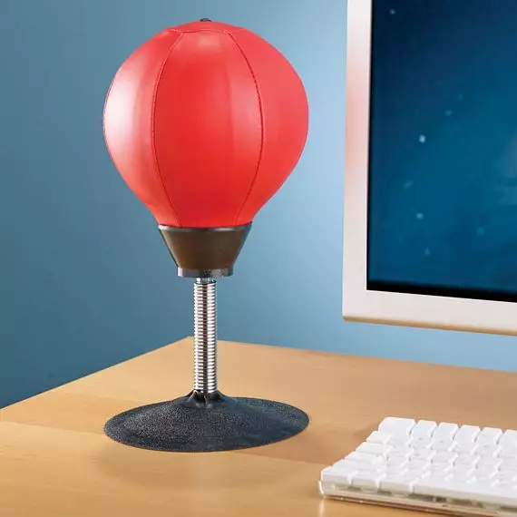 Desktop Punching Bag: Mbukak Klitschko Batin Panjenengan 2720_1