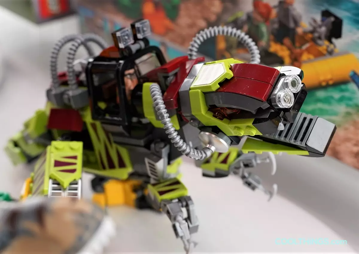 T-Rex Vs Dino-Mech Battle LEGO Set 75938 2905_4