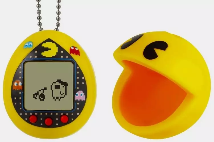 Bandai America Tamagotchi Deluxe Pac-Man