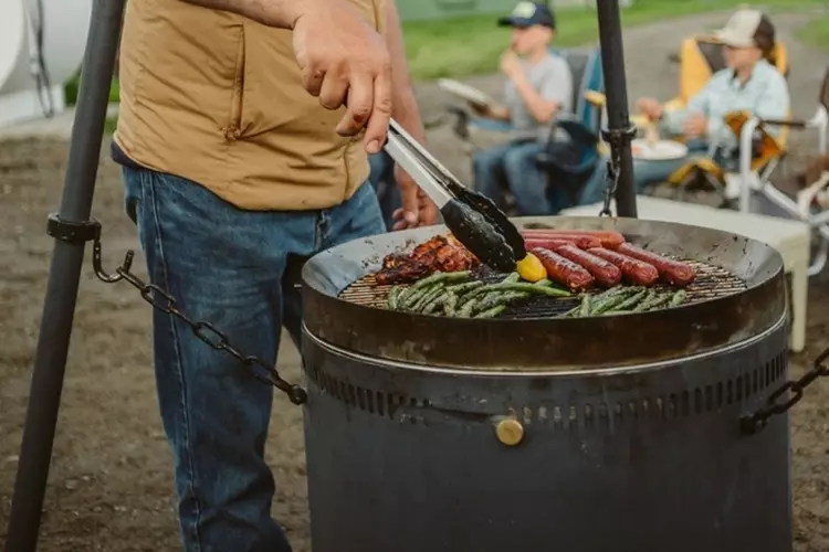 Burch Barrel Gill, Smoker, ndi Pit Fire 3816_3