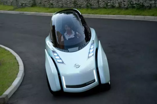 Nissan Land Glider Concept Навалува при свиоци, спортска футуристичка кабина 3834_3