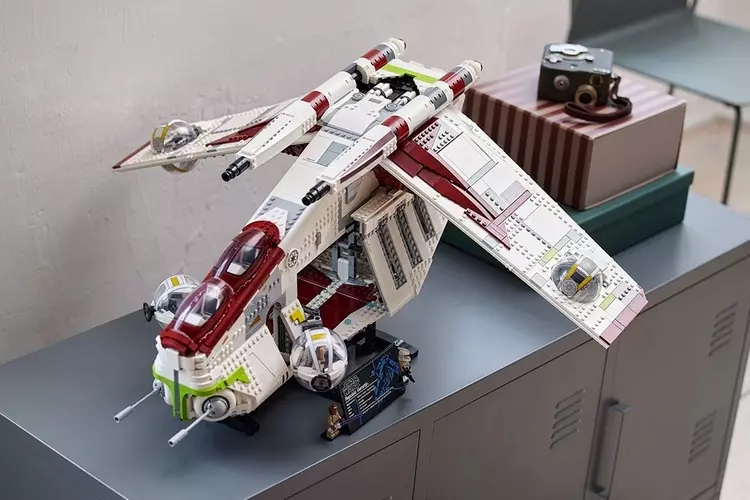 LEGO Ultimate ሰብሳቢዎች ተከታታይ Star Wars ሪፐብሊክ Gunship 3971_4