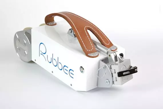 Rubbee îți transformă bicicleta într-o bicicletă electrică în câteva secunde