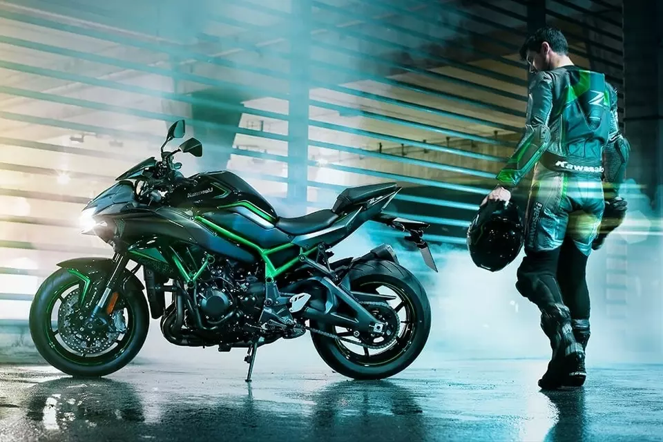 Kawasaki Z H2 Street Bike 4268_2