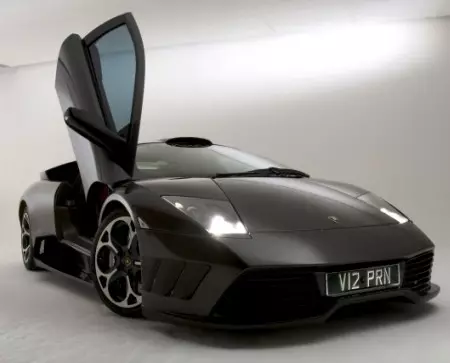 Carbon-Fiber Murcielago LP-640: ყველაზე ძვირადღირებული სპეციალური გამოშვების Lamborghini 4281_1