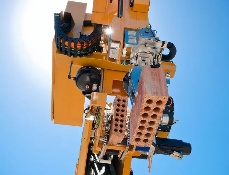 Hadrian Bricklaying Robot 4499_1