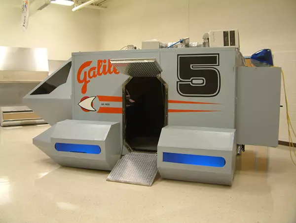 Ghetto USS Galileo Spaceship Simulator د پلور لپاره 4611_1