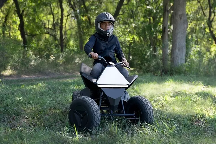 Radio Flyer Tesla Cyberquad vir kinders