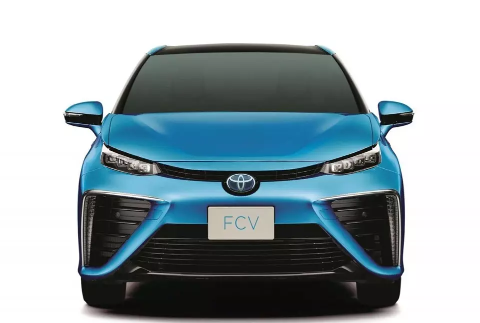 2015 Toyota FCV Hydrogen Car 5516_3