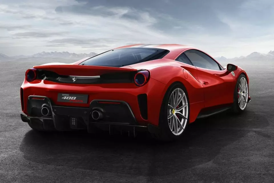 Ferrari 488 Pista 5519_2