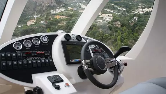 Jet Capsule Yacht Tender має компактні розміри та виглядає як космічний корабель 5947_4