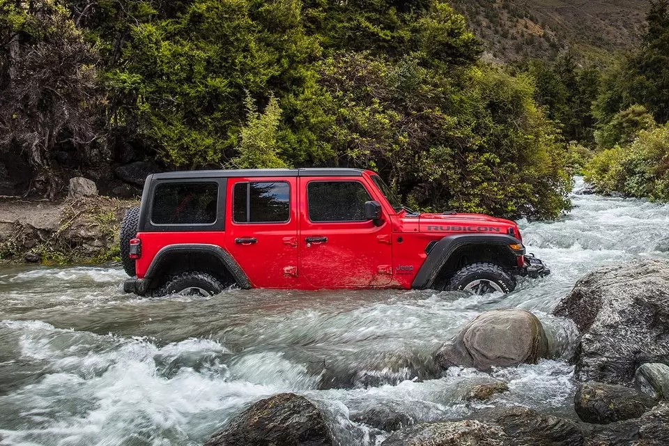 2018 წლის Jeep Wrangler 6059_3