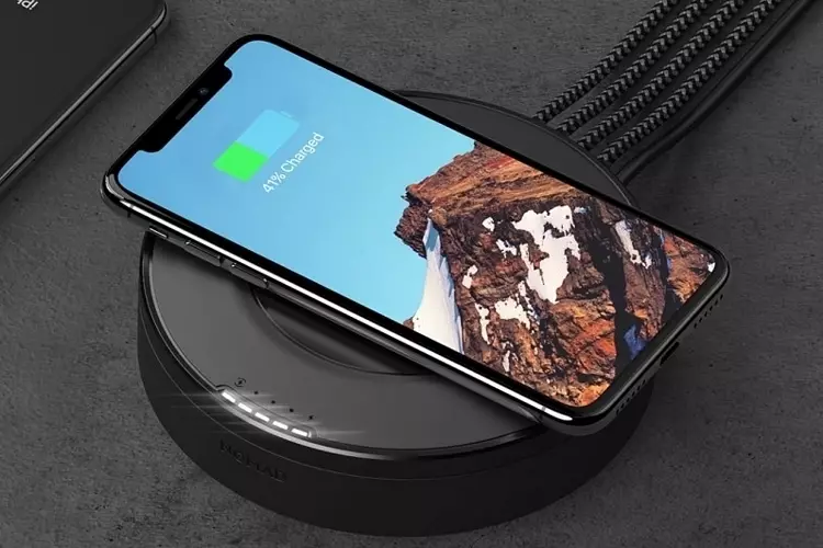 Nomad Wireless Charging Hub 621_3