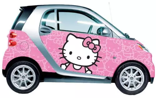 Vefjið Smart Fortwo inn í Hello Kitty 6228_1