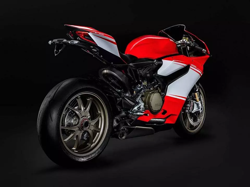 Ducati 1199 Superleggera: ең жеңіл, ең қуатты Ducati 6271_4