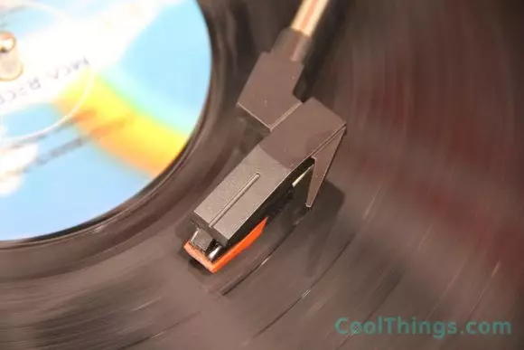 ION LP 2 GO es un tocadiscos de vinilo con tocadiscos USB ultraportátil 628_3