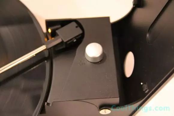 ION LP 2 GO es un tocadiscos de vinilo con tocadiscos USB ultraportátil 628_5